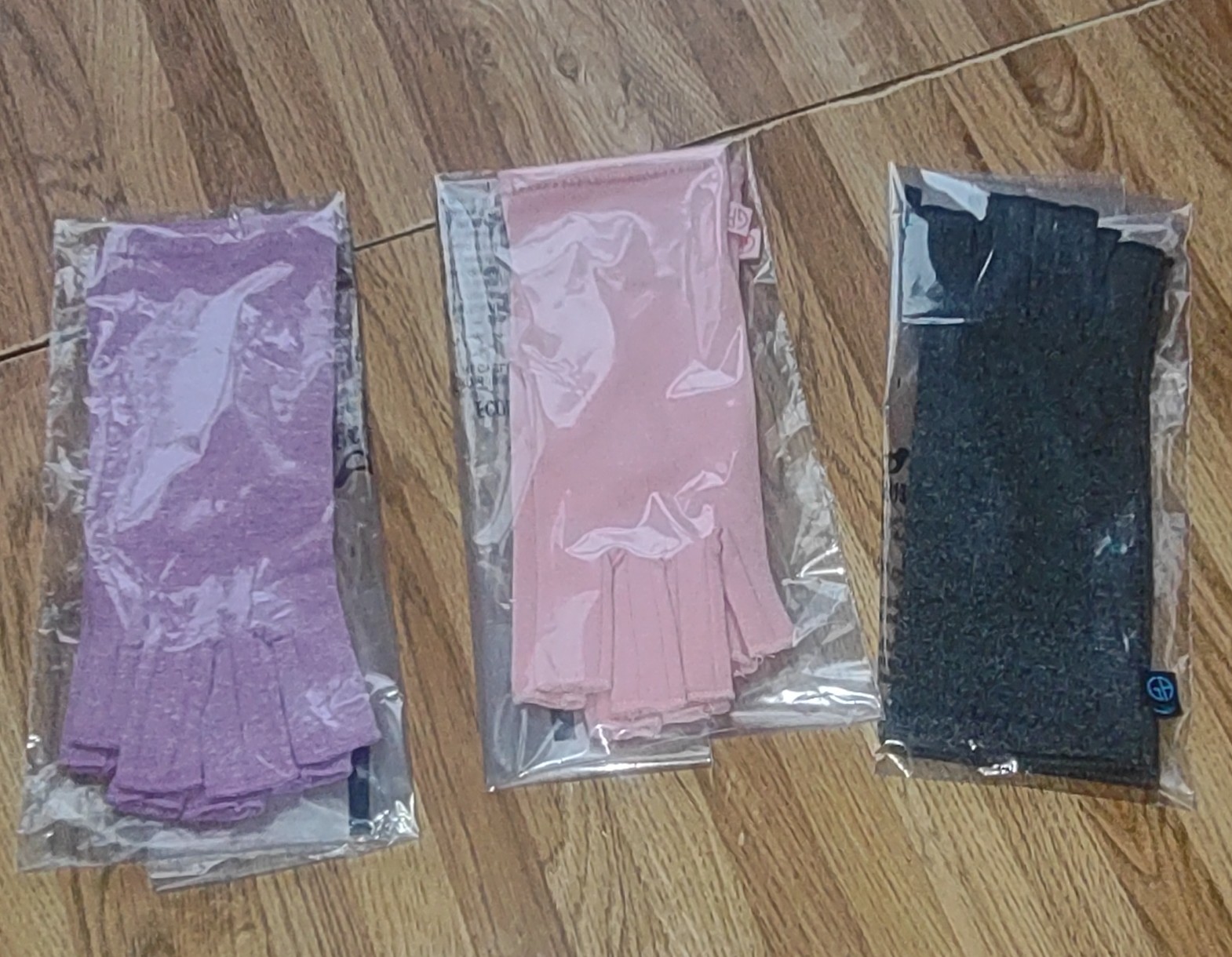 All Things Compression Gloves - All Things Jennifer